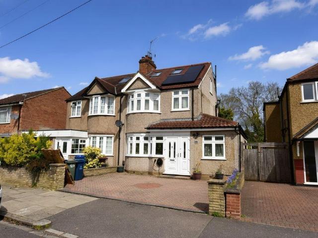 4 bedroom semi detached house for sale