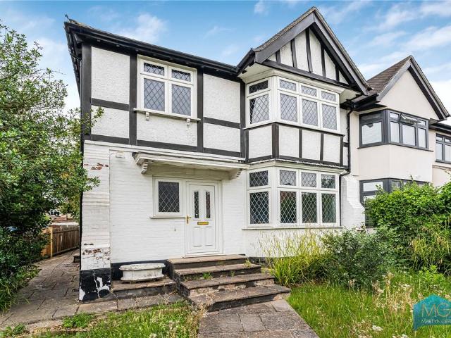 4 bedroom semi detached house for sale