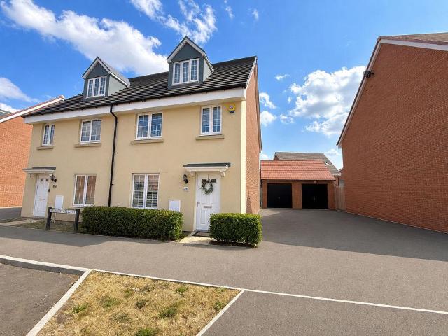 4 bedroom semi detached house for sale