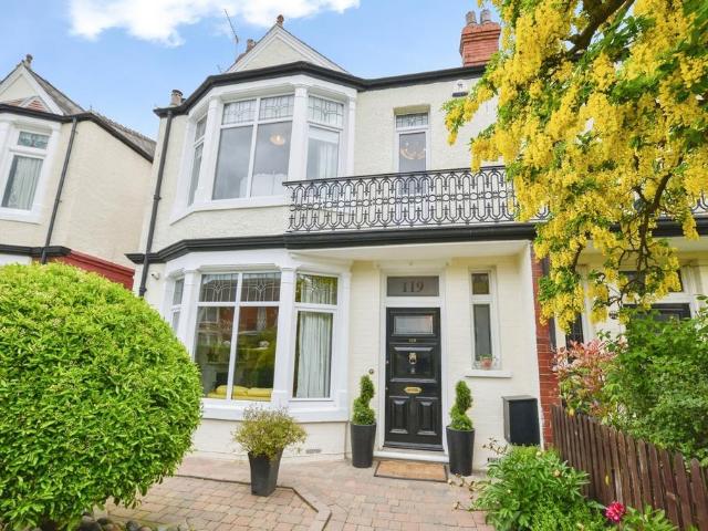4 bedroom semi detached house for sale