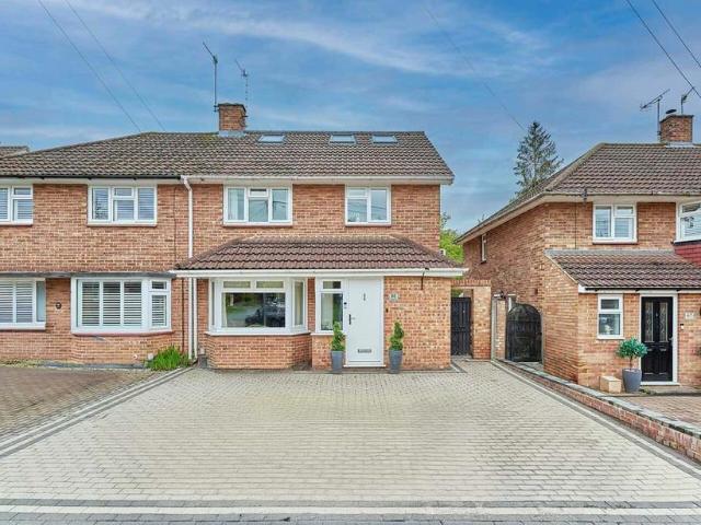 4 bedroom semi detached house for sale