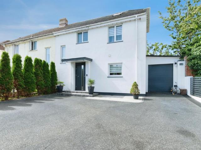 4 bedroom semi detached house for sale