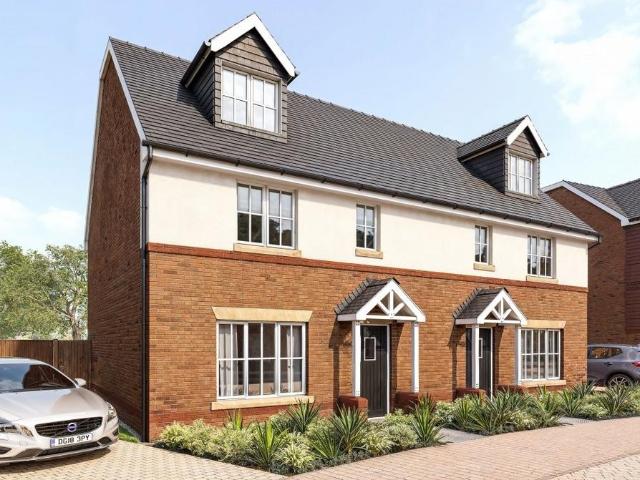 4 bedroom semi detached house for sale