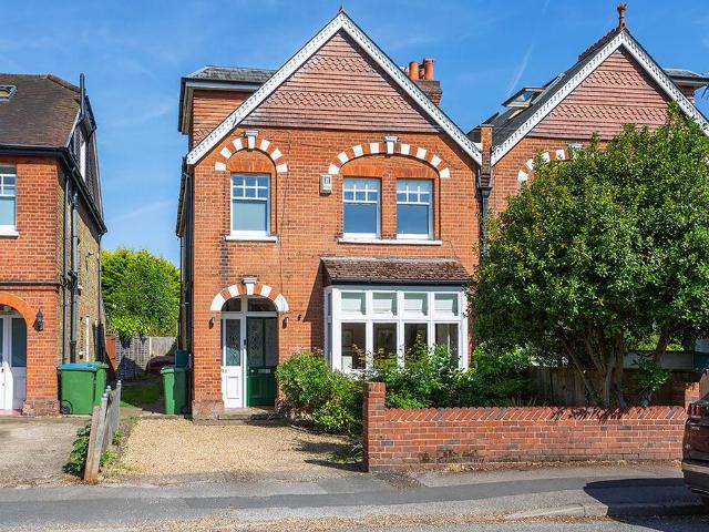 4 bedroom semi detached house for sale