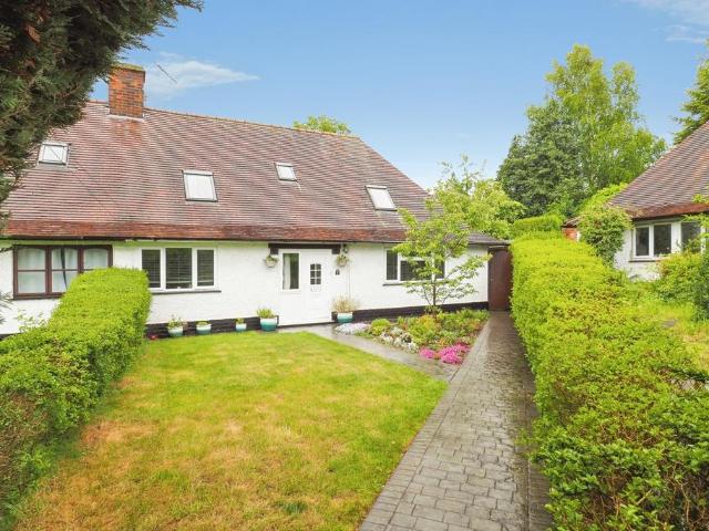 4 bedroom semi detached house for sale