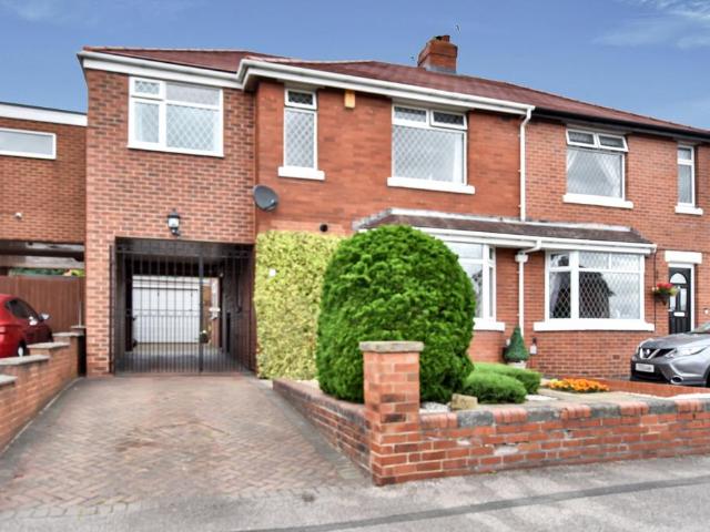4 bedroom semi detached house for sale