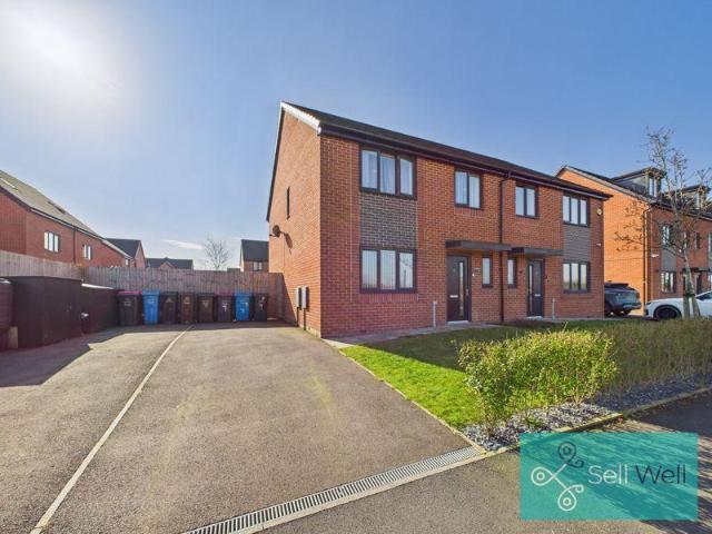 4 bedroom semi detached house for sale