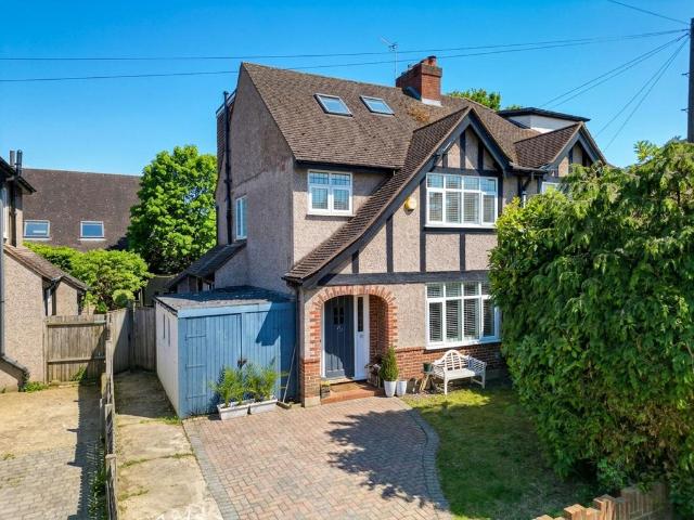 4 bedroom semi detached house for sale