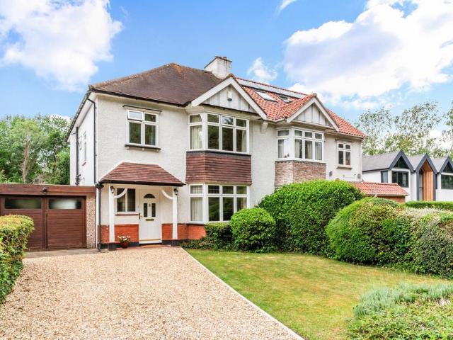 4 bedroom semi detached house for sale