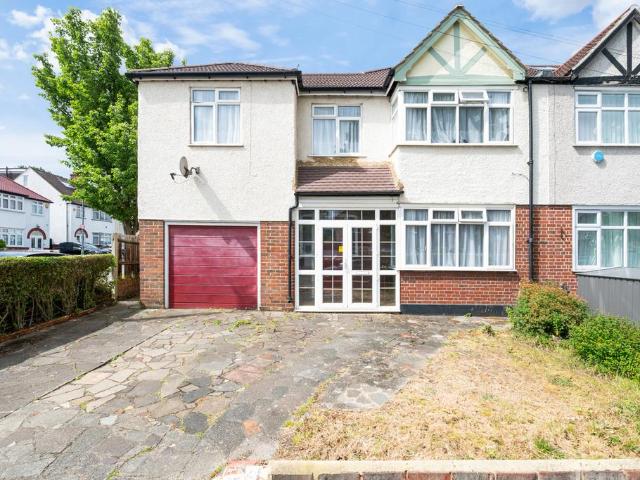 4 bedroom semi detached house for sale