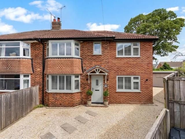 4 bedroom semi detached house for sale