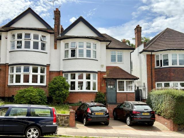 4 bedroom semi detached house for sale