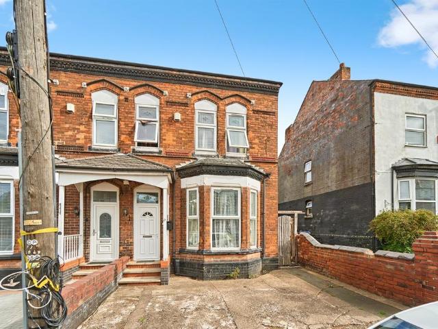 4 bedroom semi detached house for sale