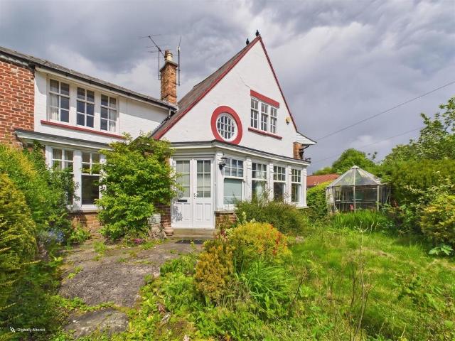 4 bedroom semi detached house for sale
