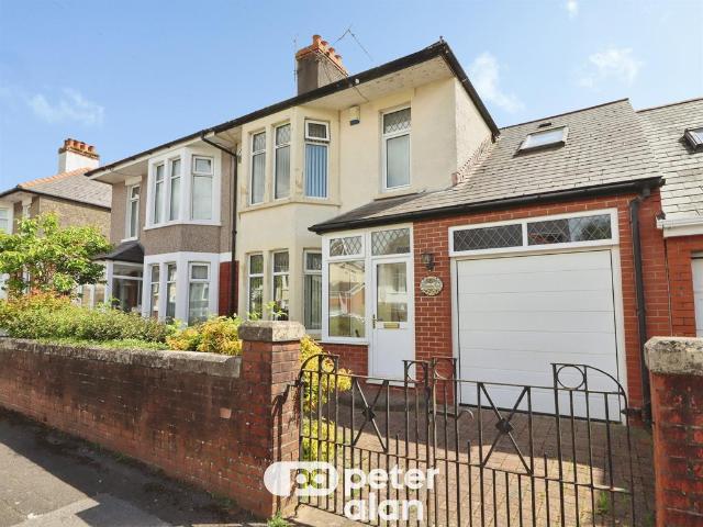 4 bedroom semi detached house for sale