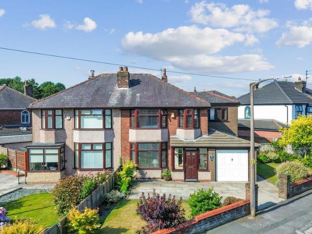 4 bedroom semi detached house for sale