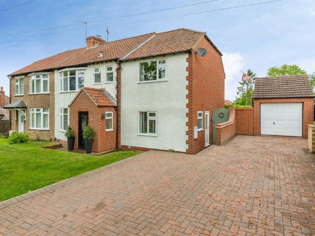4 bedroom semi detached house for sale