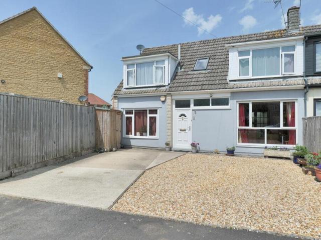4 bedroom semi detached house for sale