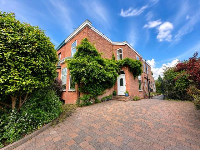 4 bedroom semi detached house for sale