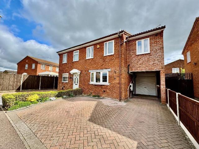 4 bedroom semi detached house for sale