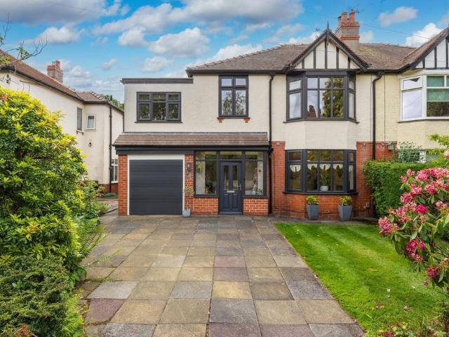 4 bedroom semi detached house for sale