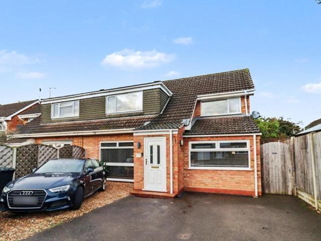 4 bedroom semi detached house for sale