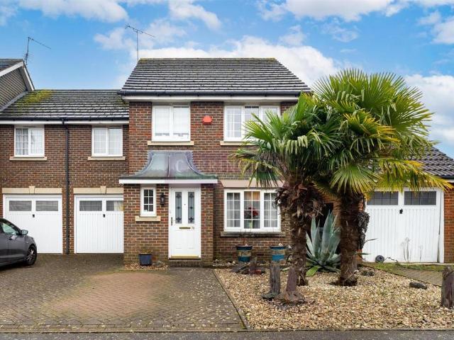 4 bedroom semi detached house for sale