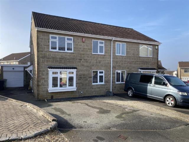 4 bedroom semi detached house for sale
