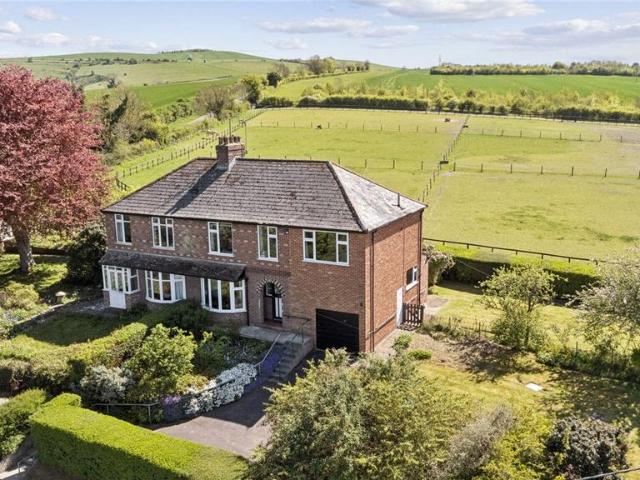 4 bedroom semi detached house for sale