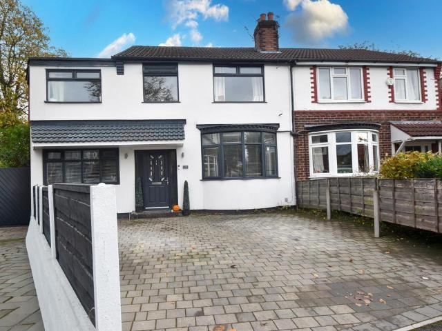 4 bedroom semi detached house for sale