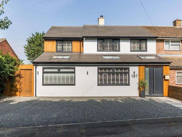 4 bedroom semi detached house for sale