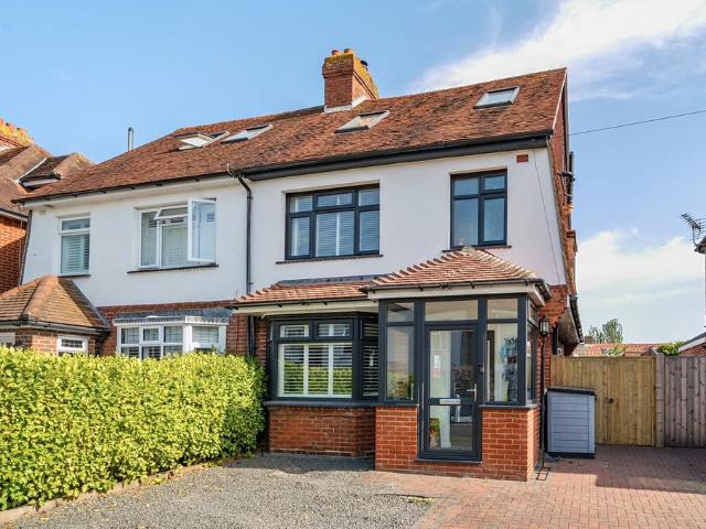 4 bedroom semi detached house for sale