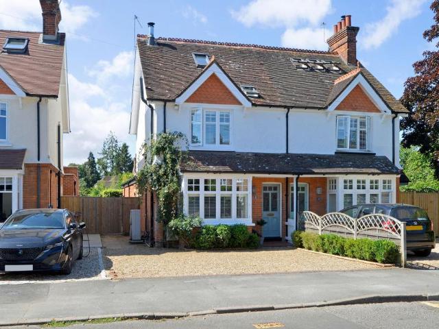 4 bedroom semi detached house for sale