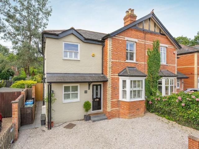 4 bedroom semi detached house for sale