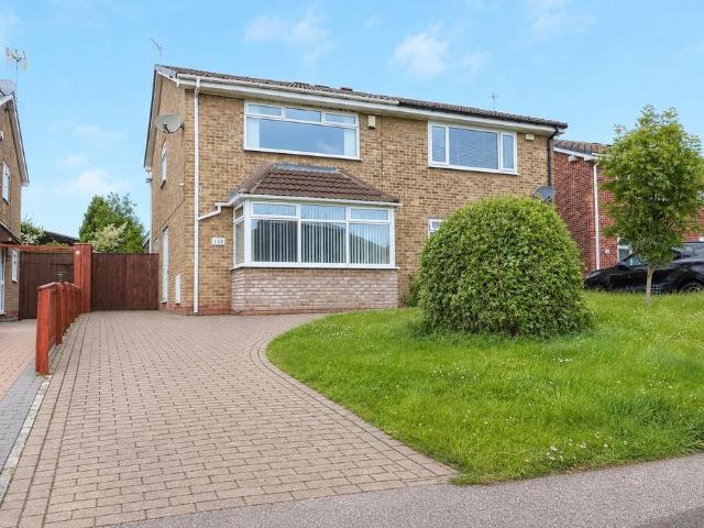 4 bedroom semi detached house for sale