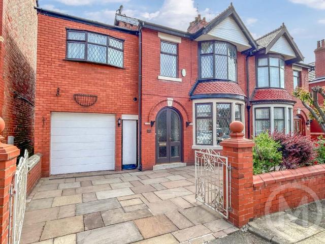 4 bedroom semi detached house for sale