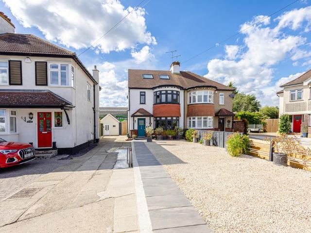 4 bedroom semi detached house for sale