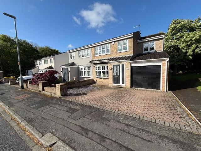 4 bedroom semi detached house for sale