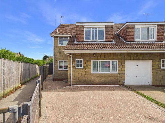 4 bedroom semi detached house for sale