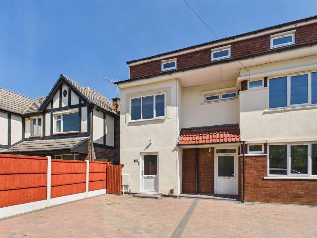 4 bedroom semi detached house for sale