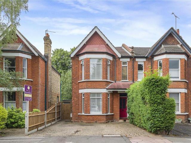 4 bedroom semi detached house for sale