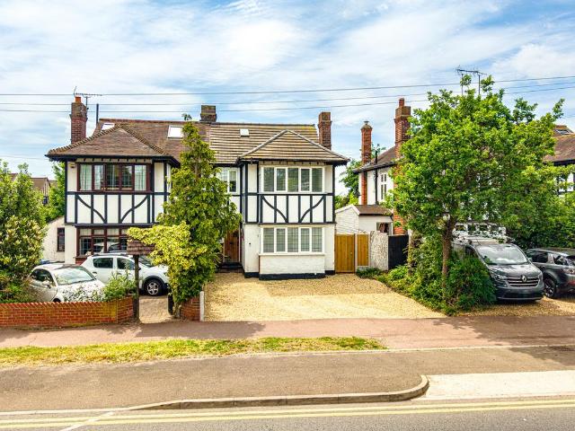 4 bedroom semi detached house for sale
