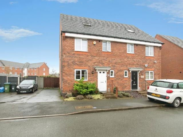 4 bedroom semi detached house for sale