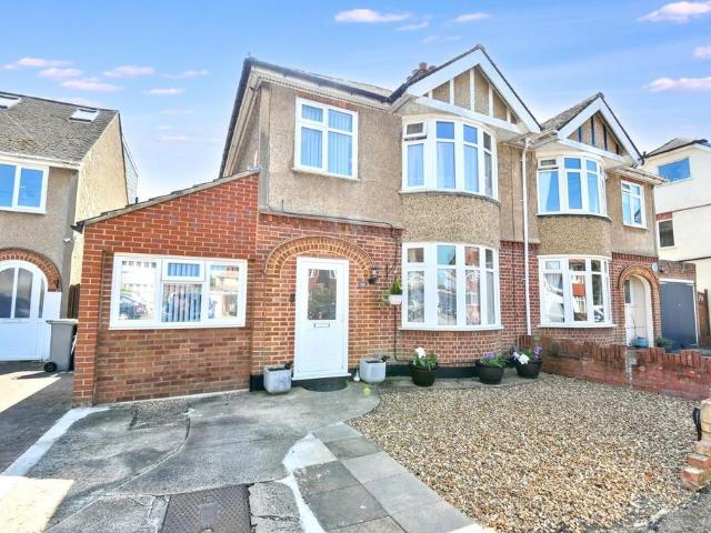 4 bedroom semi detached house for sale