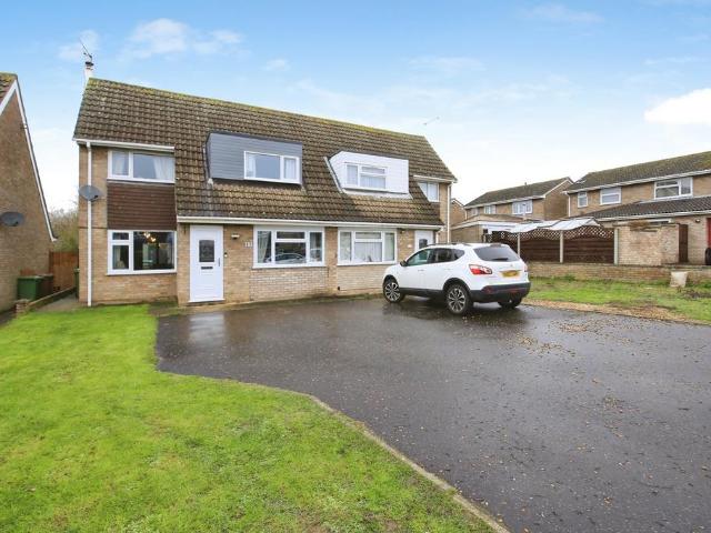 4 bedroom semi detached house for sale
