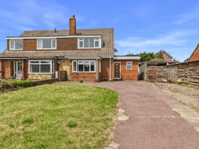 4 bedroom semi detached house for sale