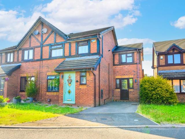4 bedroom semi detached house for sale