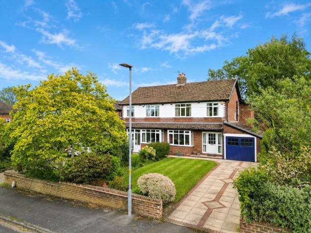 4 bedroom semi detached house for sale