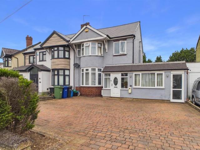 4 bedroom semi detached house for sale