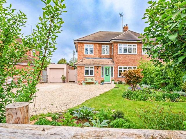 4 bedroom semi detached house for sale